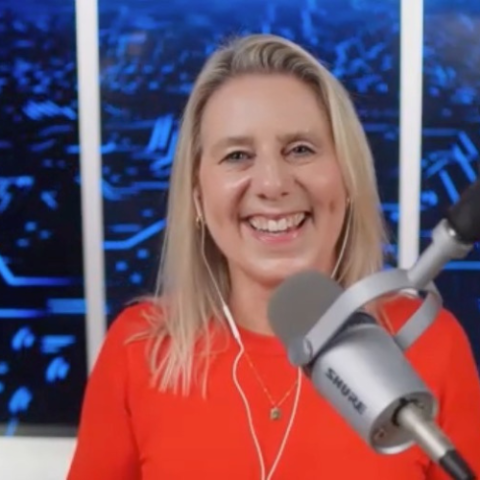 How Sannah Vinding Built a Top-Ranking Leadership Podcast in ...
